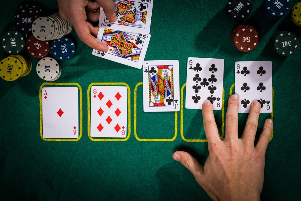 Nit Poker Pros & Cons – Should You Be Using This Strategy?
