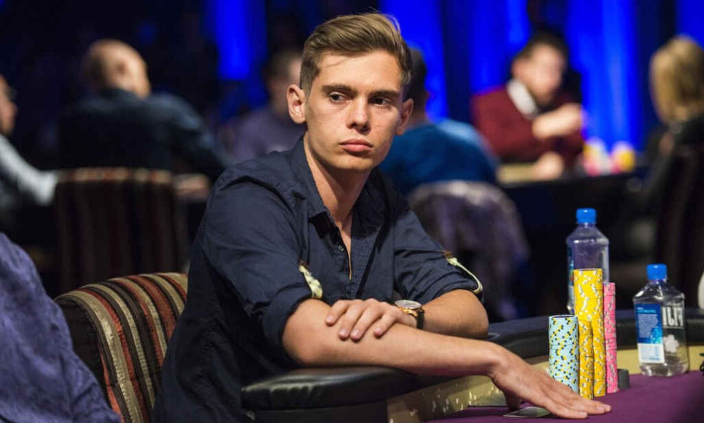 Mistakes to Avoid Playing Out of Position – Expert Tips by Fedor Holz