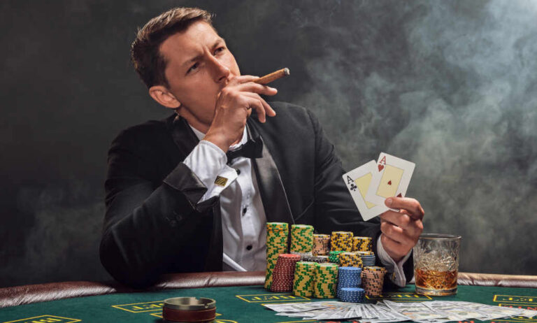 Poker Outfits - How to Pick a Costume For Your Poker Night