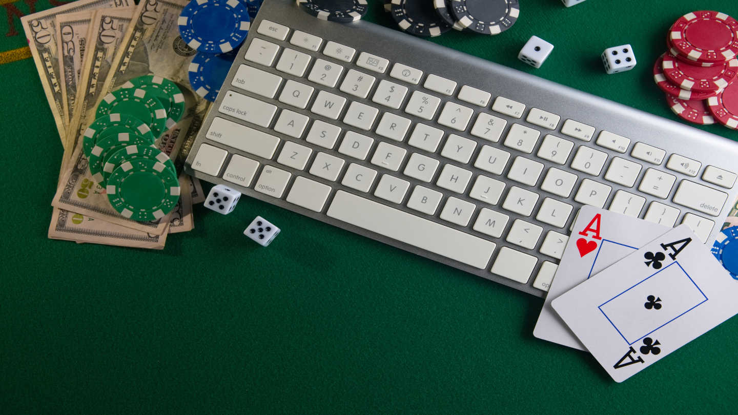 What's the Max Number of Players in Texas Hold'em Poker?